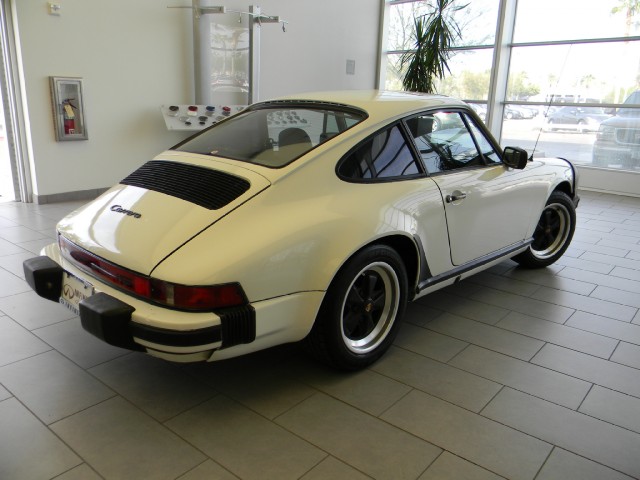 Barnfinder!: Cheap and Clean: 1984 Porsche 911 $8950