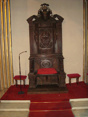 ORBIS CATHOLICVS: One version: the bishop's cathedra...
