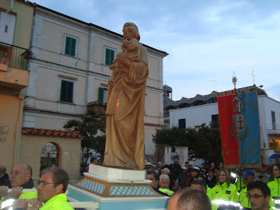 ORBIS CATHOLICVS: Catholic Italy: St. Joseph Day procession...