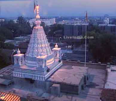 Sai Wallpaper: Samadhi Mandir - Shirdi Sansthan