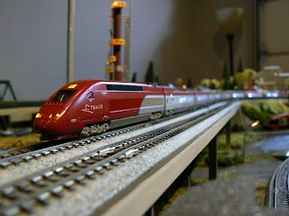 quinntopia - An N Scale blog: Locomotive Roster: TGV Thalys; Kato 10910