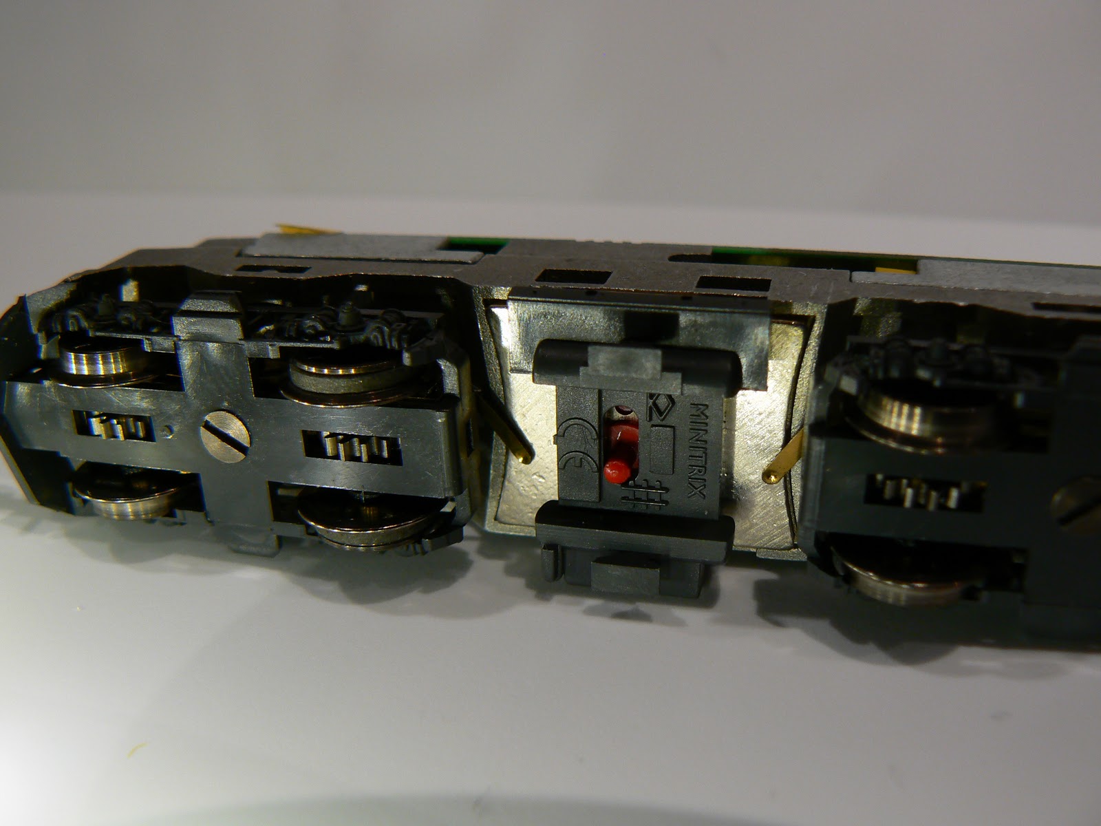 New Interior Design Style: Locomotive Roster: BLS Class 420; Minitrix 12781