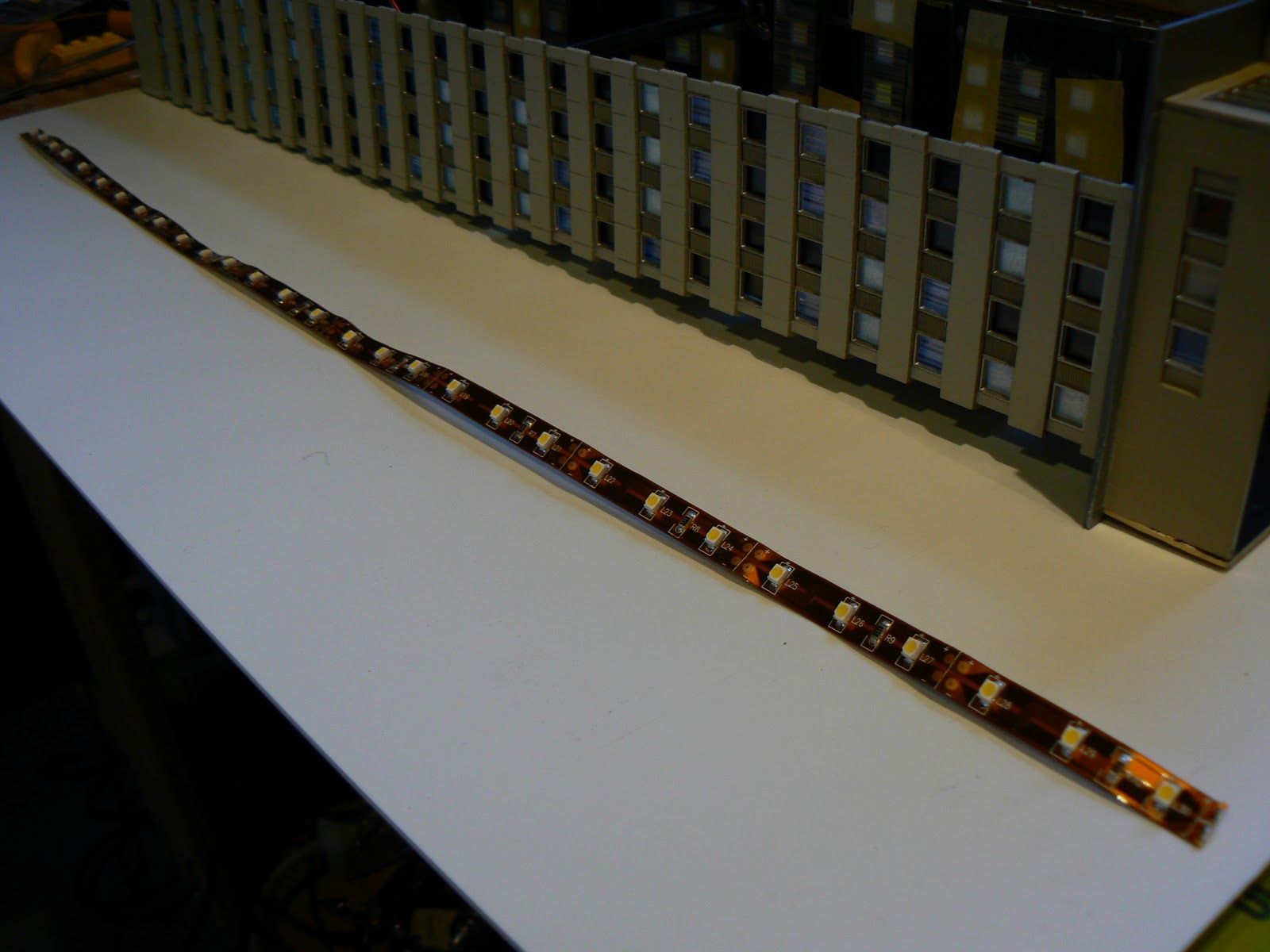quinntopia - An N Scale blog: Lighting For Buildings - Part 1 (Pre ...