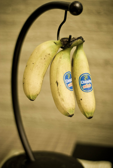 Chocolate and Almond Mini Bananas | Cooking.In.College