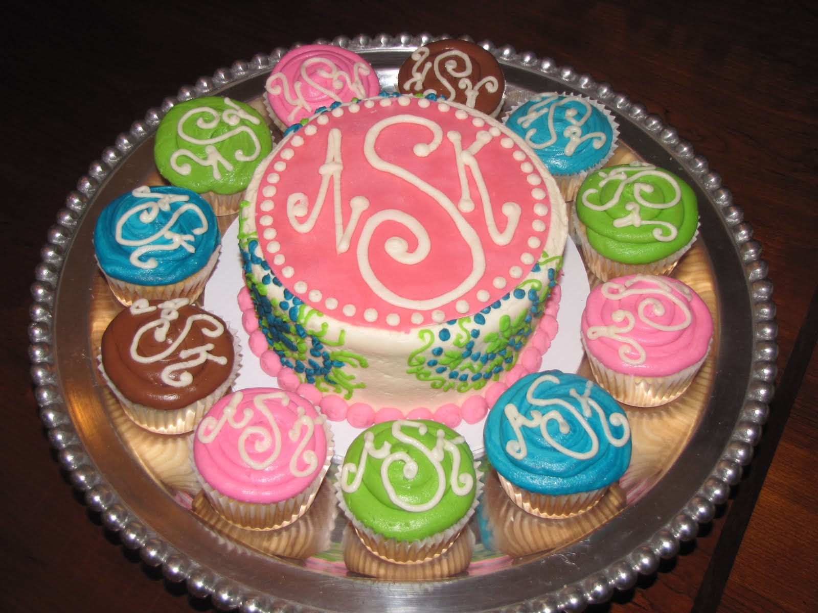Simply Charming Cakes: Monogram Cake and Cupcakes