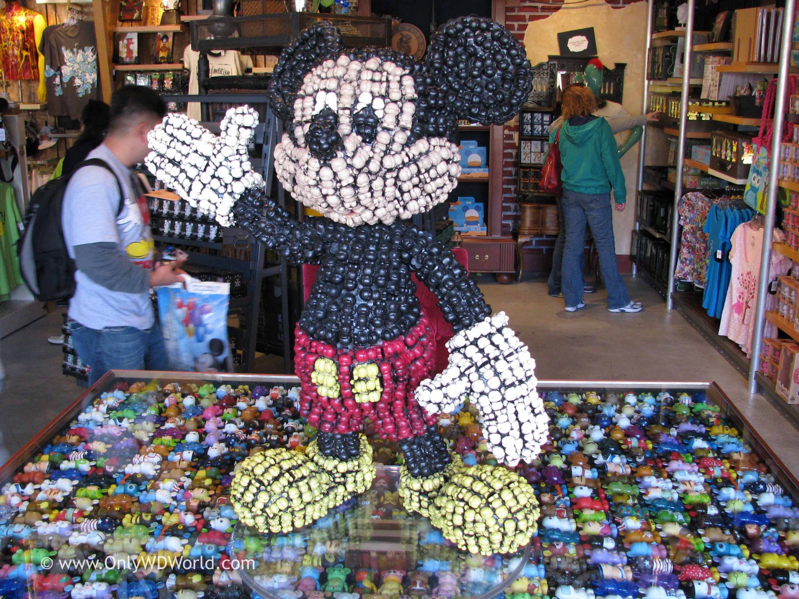 Vinylmation Mania Hits Disney World | Disney World Blog Discussing ...