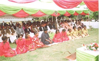 Helping Uganda Schools: How the Batooro chose a partner