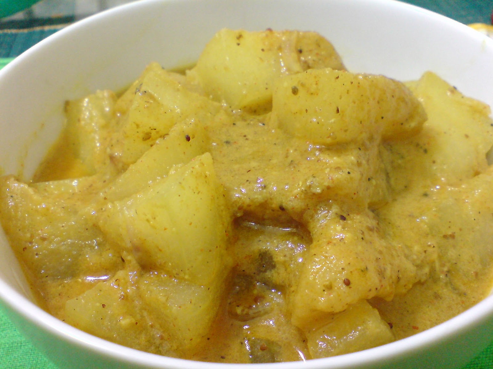 Nihari's CookBook: Puhul ( Ash Gourd) Curry