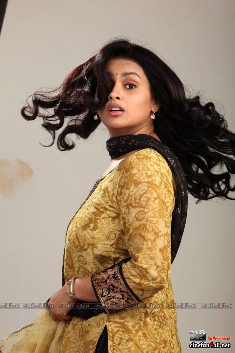 Tamil Celebrity Pictures: Hot malayalam actress Kaveri is now Kalyani ...