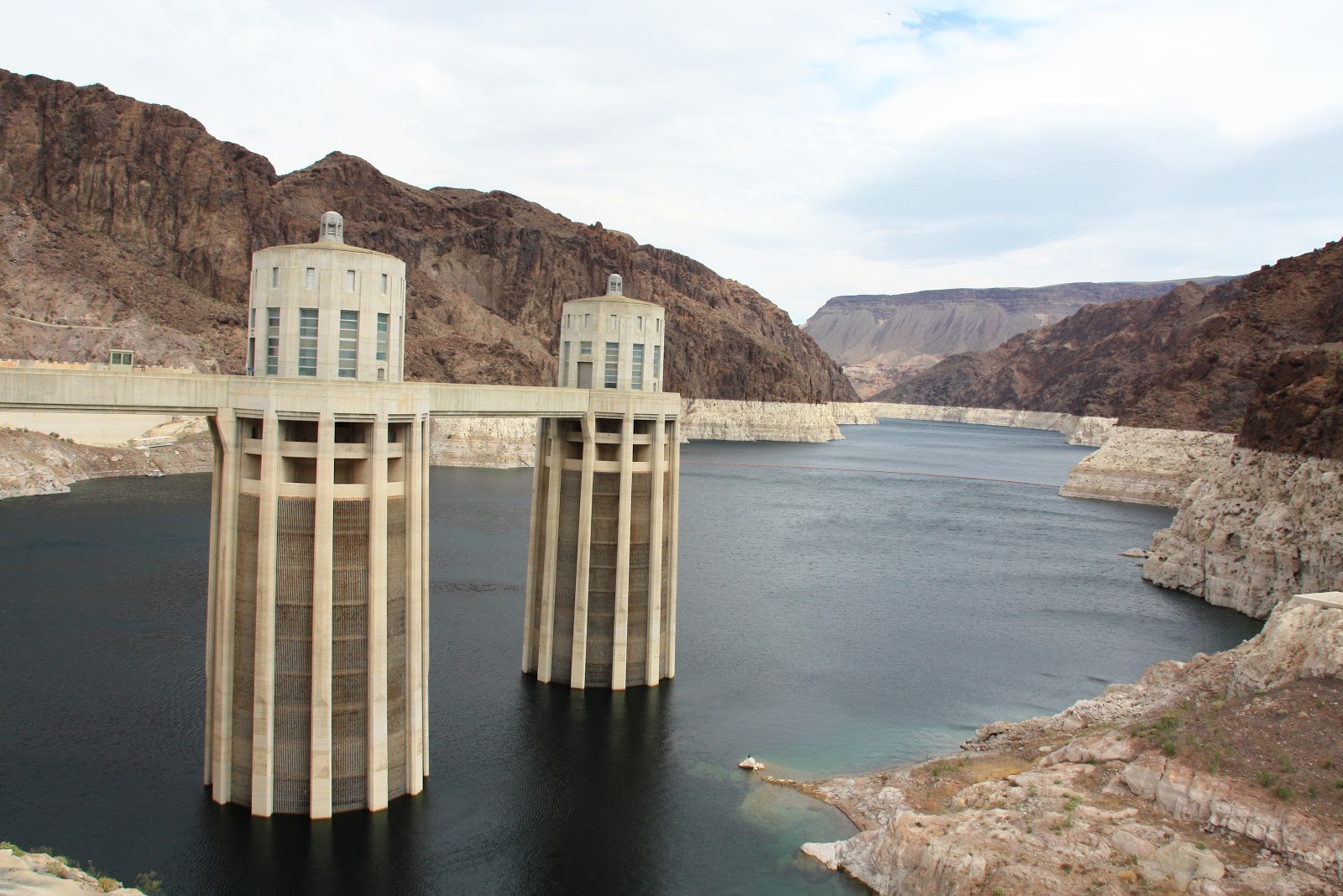 Princess auf Reisen: Princess in und um Las Vegas, am Hoover Dam