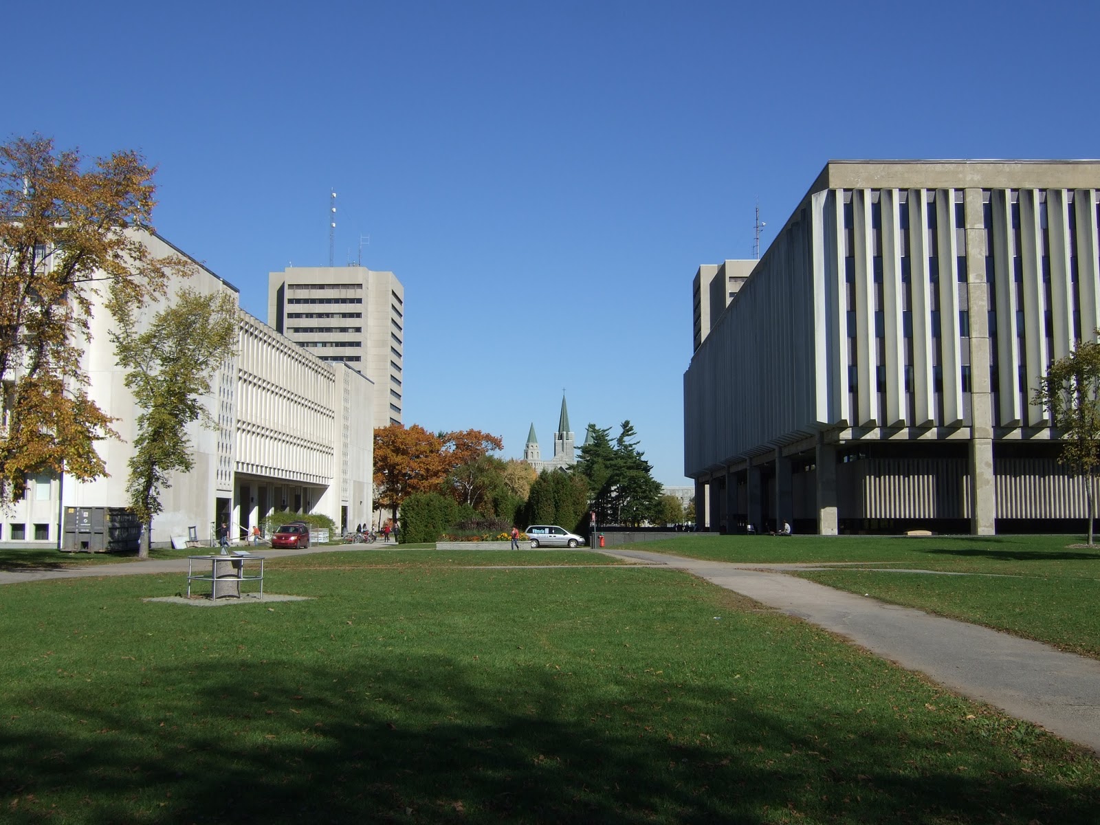Les voyages de Vincent: Mon campus de l'université Laval à Québec