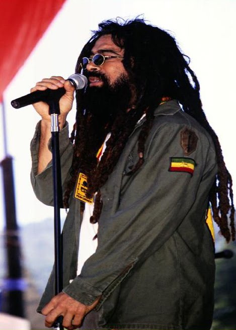 Coconut Grove Grapevine: Reggae Sundays at Mr. Moe's