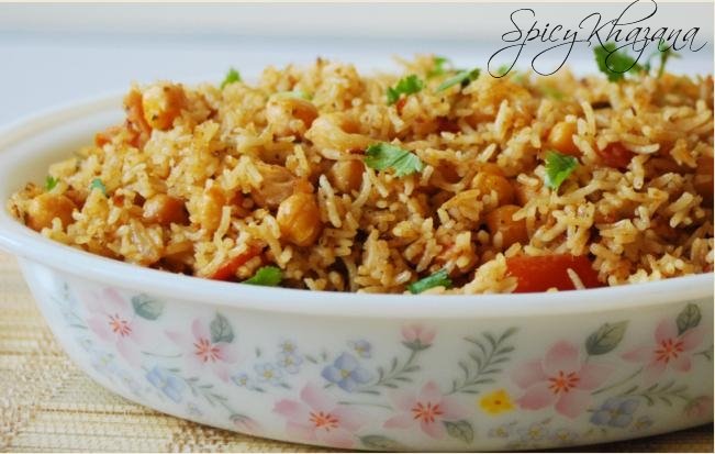Khazana of my favorite recipes..: Chana Pulav
