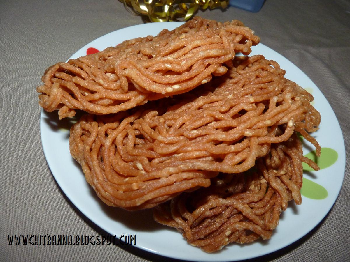 Chitranna: Akki Kare(Rice with cucumber savory)