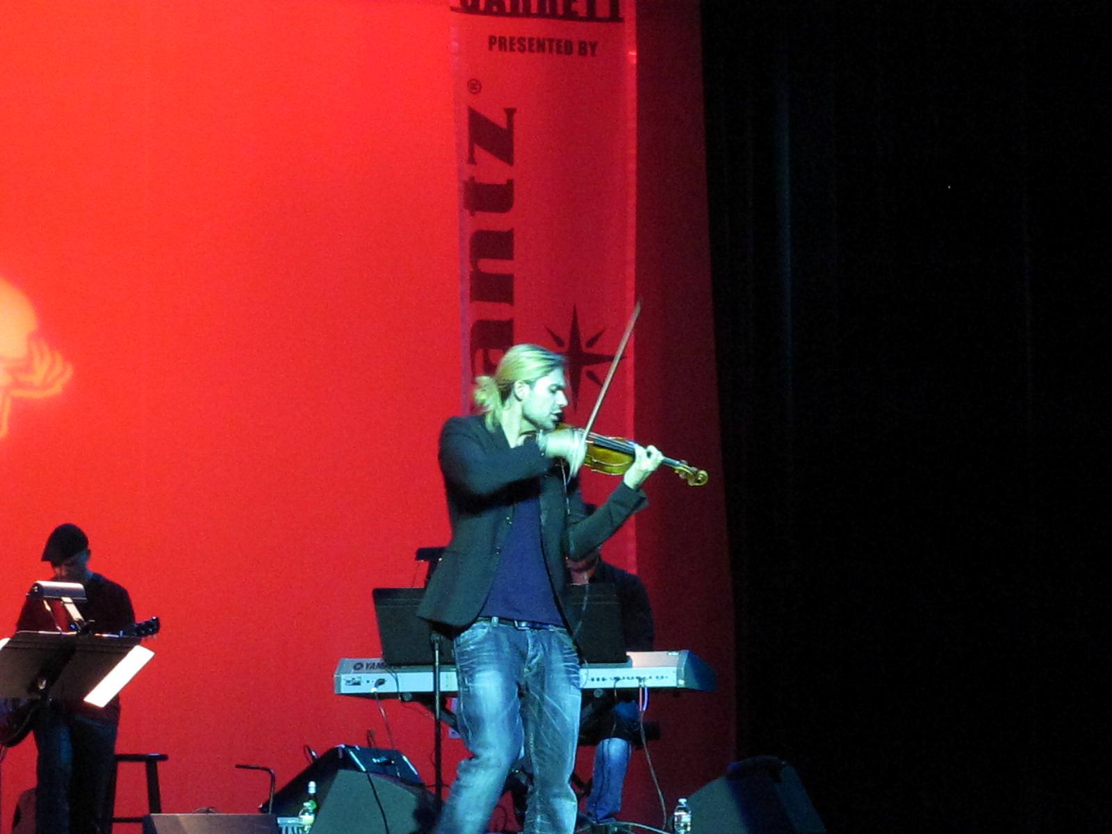 Girlie's Mumble Jumble...: Seeing David Garrett- finally!