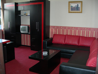 SILUET ARCHITECTURE DESIGN: KANTOR PDIP KENDANGSARI