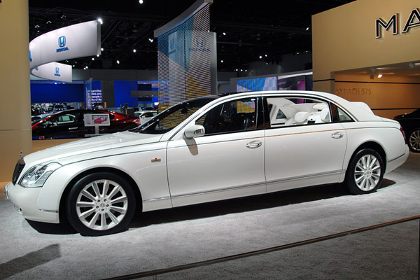 Maybach luxury cars: Maybach 62S Landaulet 2011 Updates