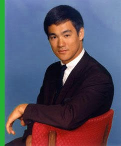 Ultimate Bruce Lee: Bruce Lee:The beginning of a legend