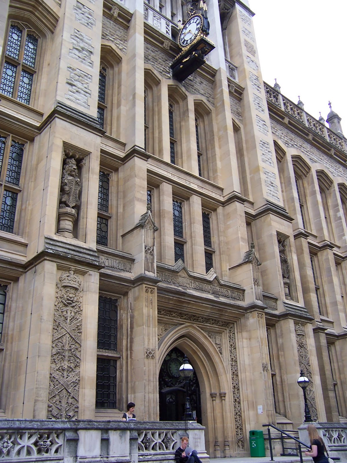 Miss Librarian Abroad: Library Visit: The Maughan Library