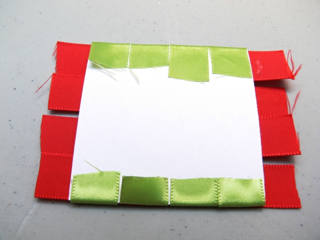 [Frame Fanatic]: [How-To Tuesday: Ribbon Weaving]