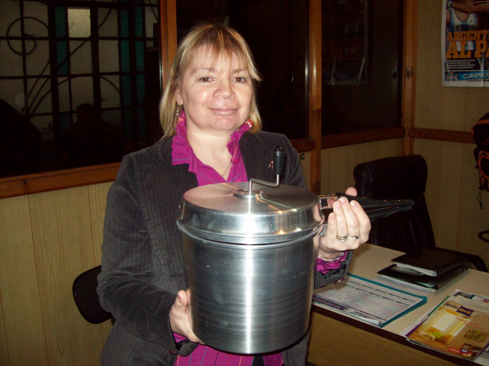 Radio Ele: Y seguimos entregando premios...