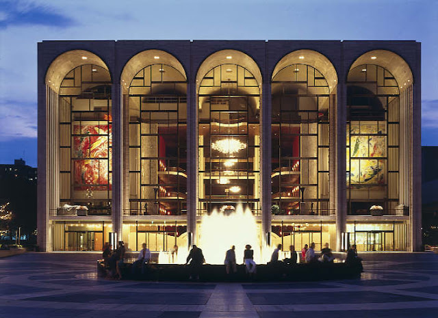 New York - History - Geschichte: A new Metropolitan Opera
