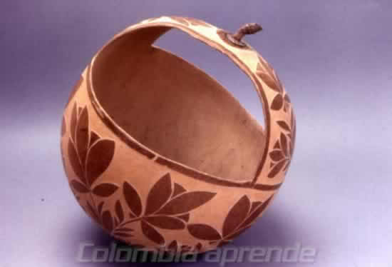 Lupaba: EL TOTUMO COMO RECURSO DEL MEDIO