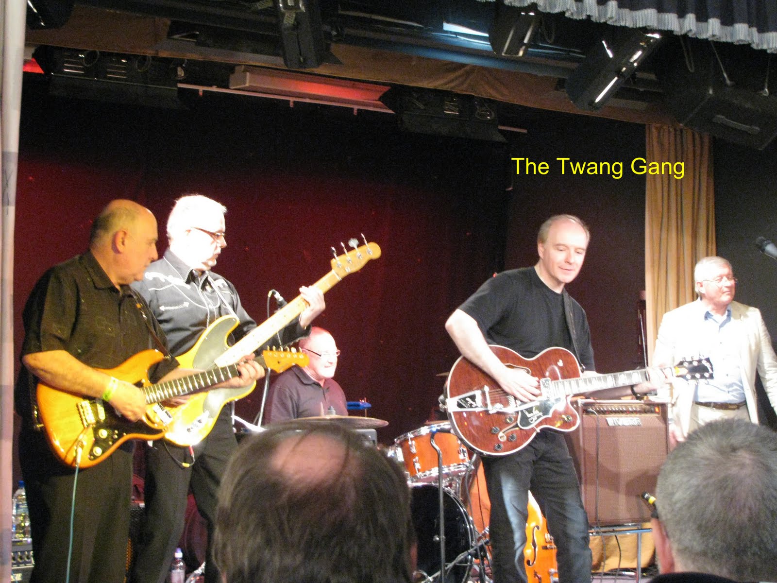 Minty And The Beeb Go Gigging: April 2010