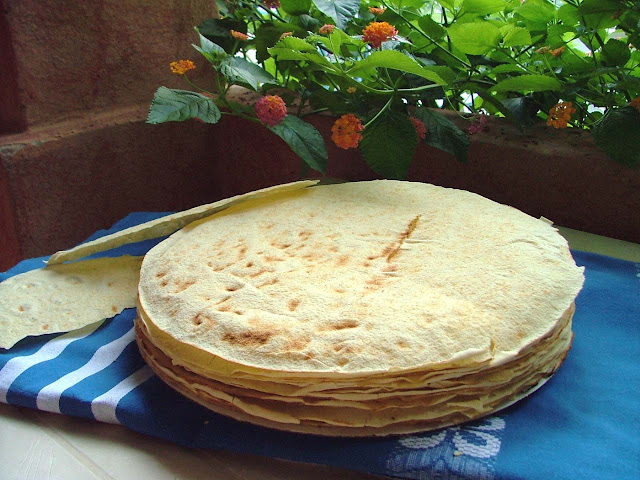 Aglio, Olio e Peperoncino: Pane Carasau recipe