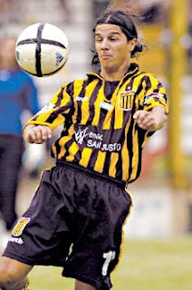 SOLO ALMIRANTE: Luis Alberto Carranza