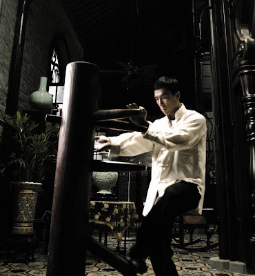 IP MANร้อยหมัด อาจารย์ของ บรู๊ซ ลี