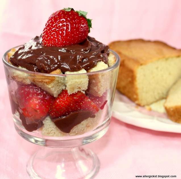 The Allergic Kid: In for a Pound (Cake)