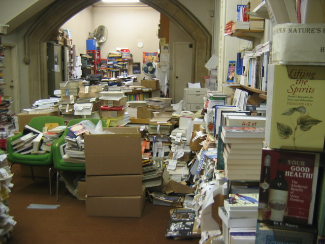 Dwellers Without Decorators: Top 7 Bookshelf Styling Tricks and what ...