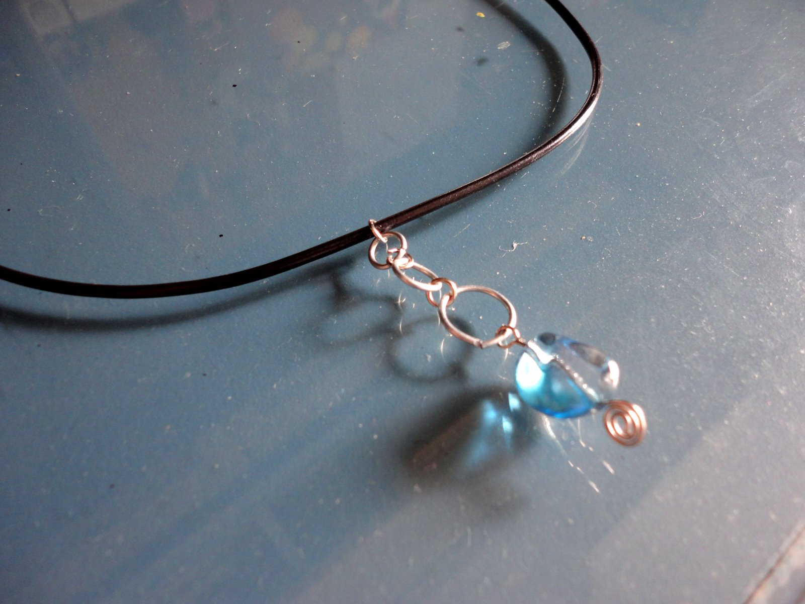 st-ART lovin: Water drop (necklace)