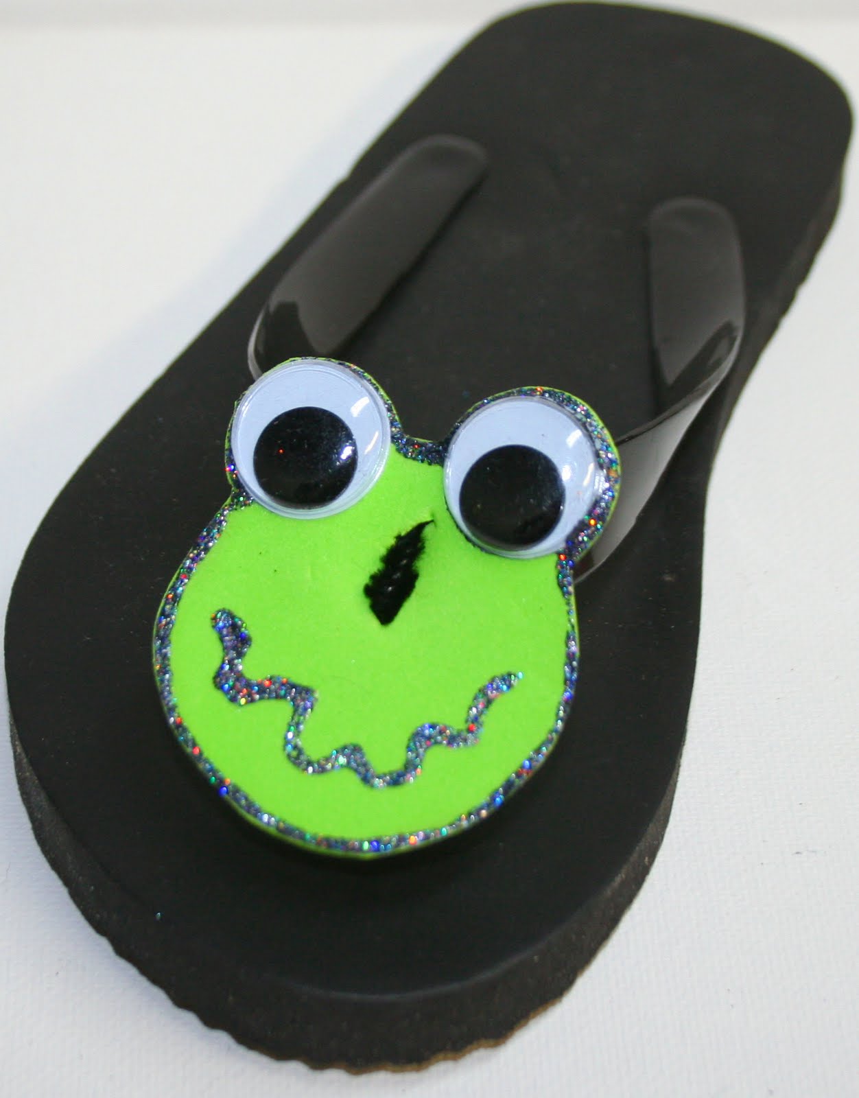 Sparkle Studio: Froggie Flip Flops Kid's Craft