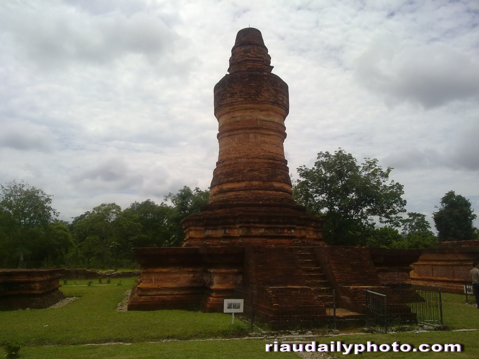 MUARA TAKUS TEMPLE | RIAU DAILY PHOTO