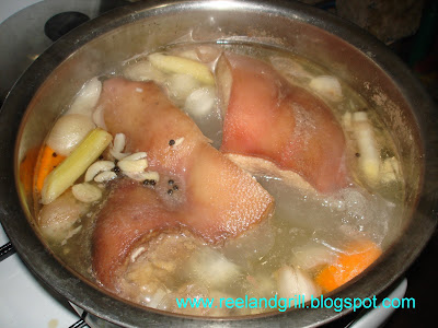 Reel and Grill: Crispy Ulo ng Baboy (Crispy Deep Fried Pork Head)