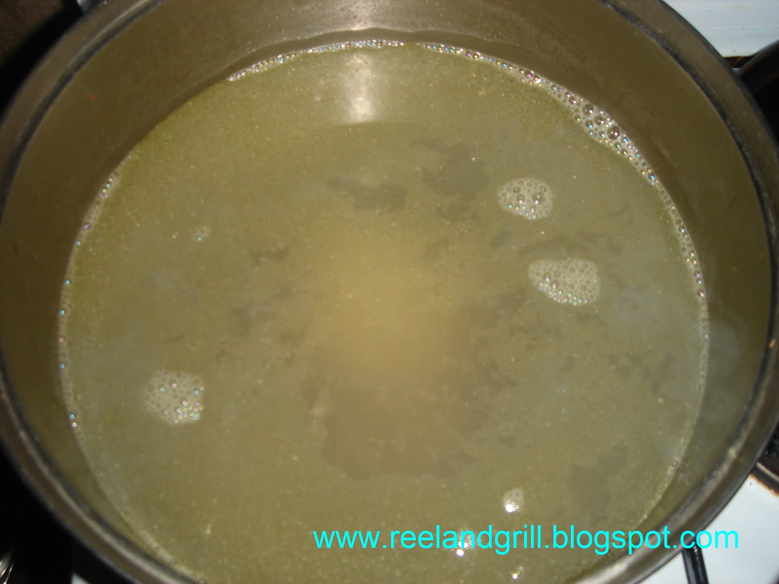 Reel and Grill: Sopas (Filipino Chicken and Pasta Soup)