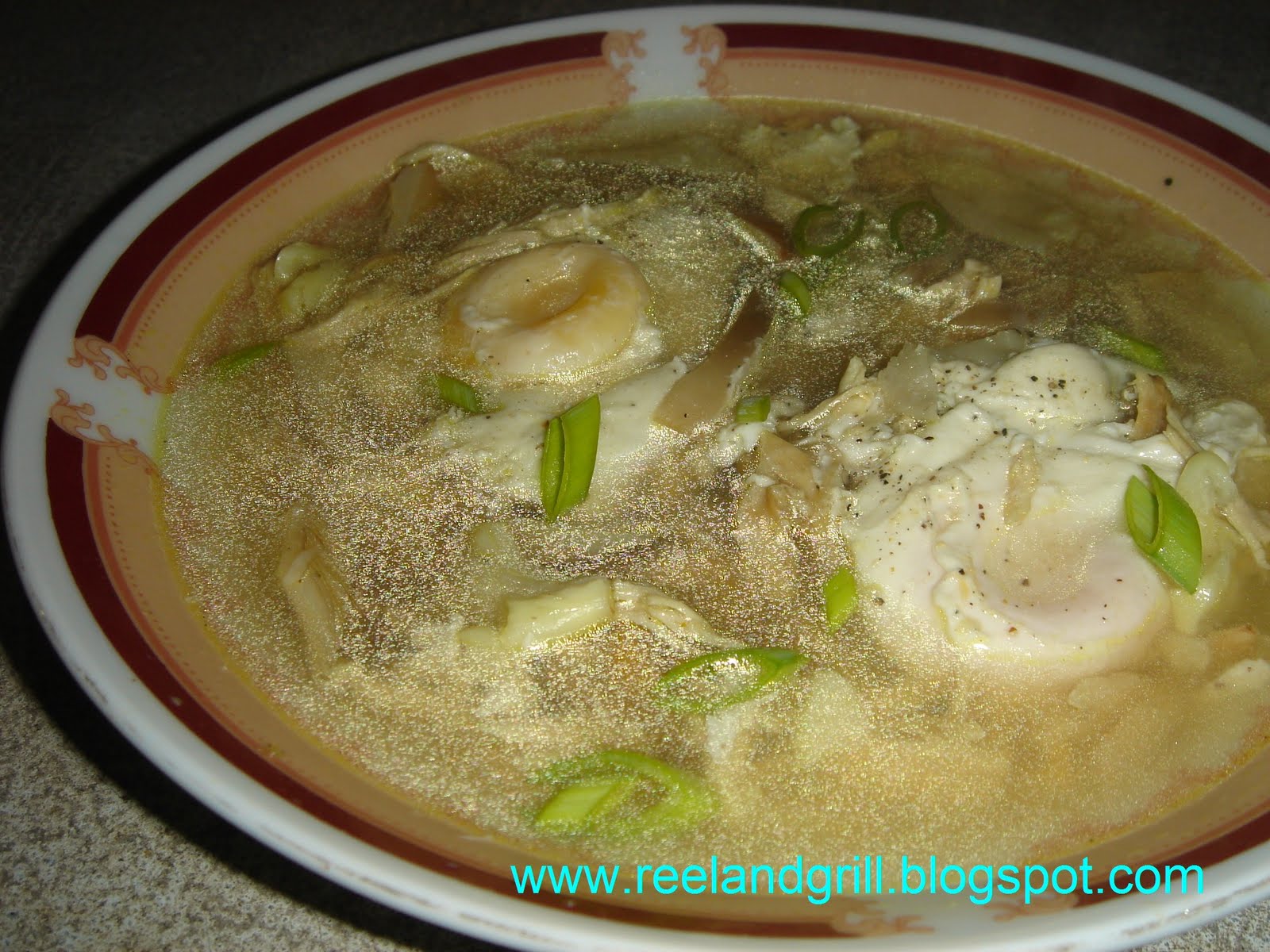 Reel and Grill: Suam na Itlog (Egg Drop Soup with Chicken and Mushroom)