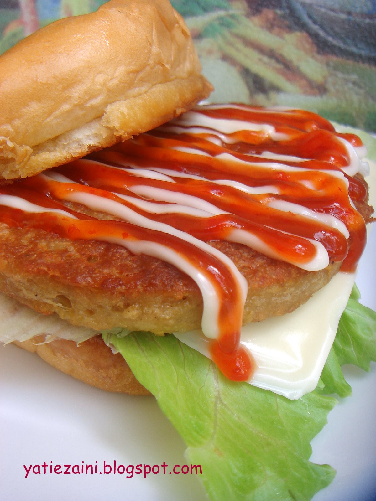 iXora II: Burger Ayam Ramli
