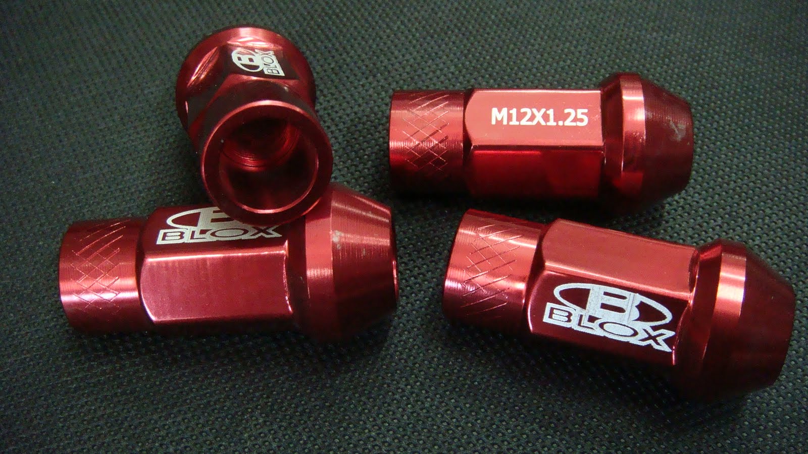 Where Everyone Can Buy!: BLOX Racing Lug Nut