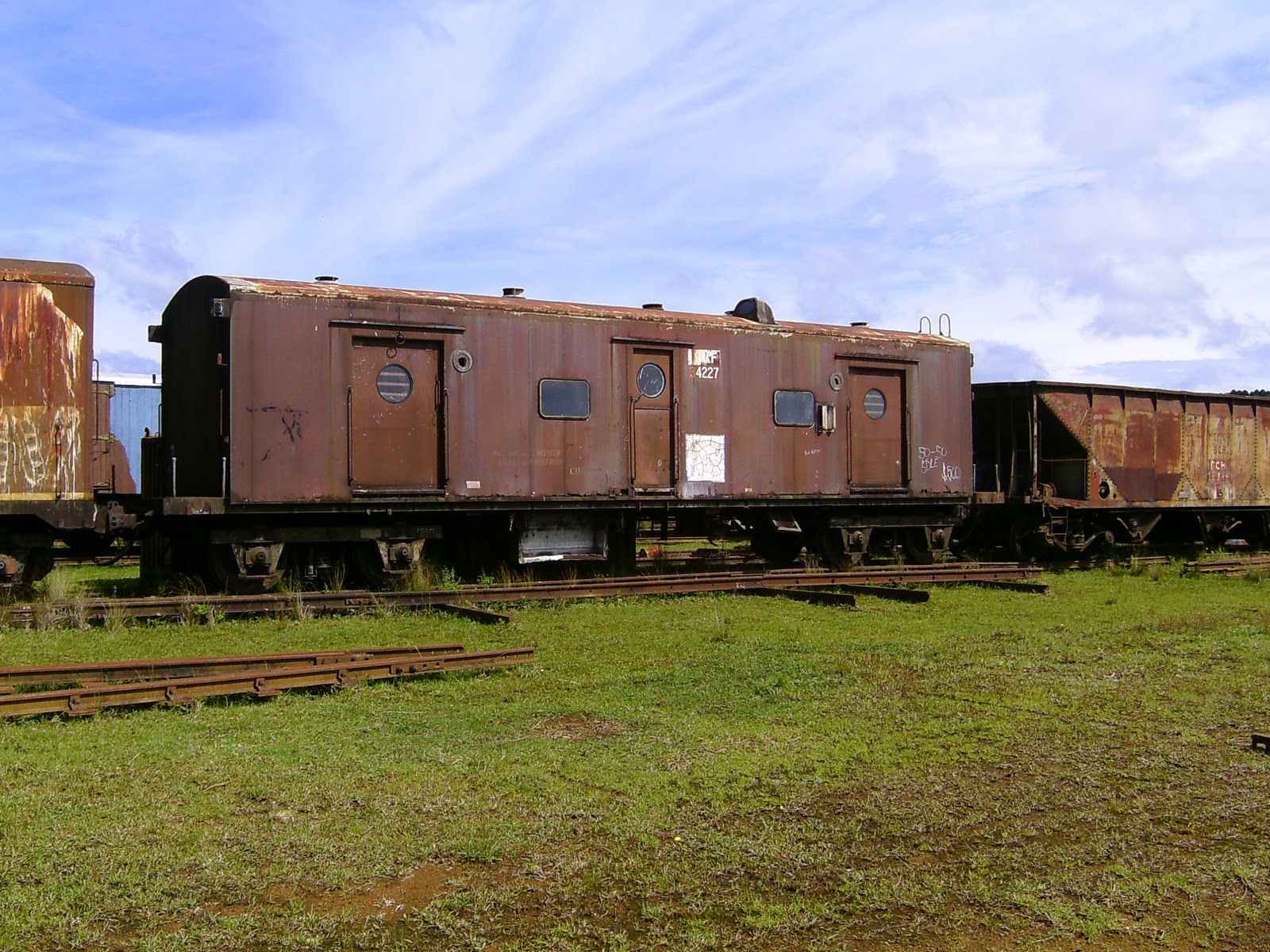 Craig's Shed: Dorrigo - Guards Vans
