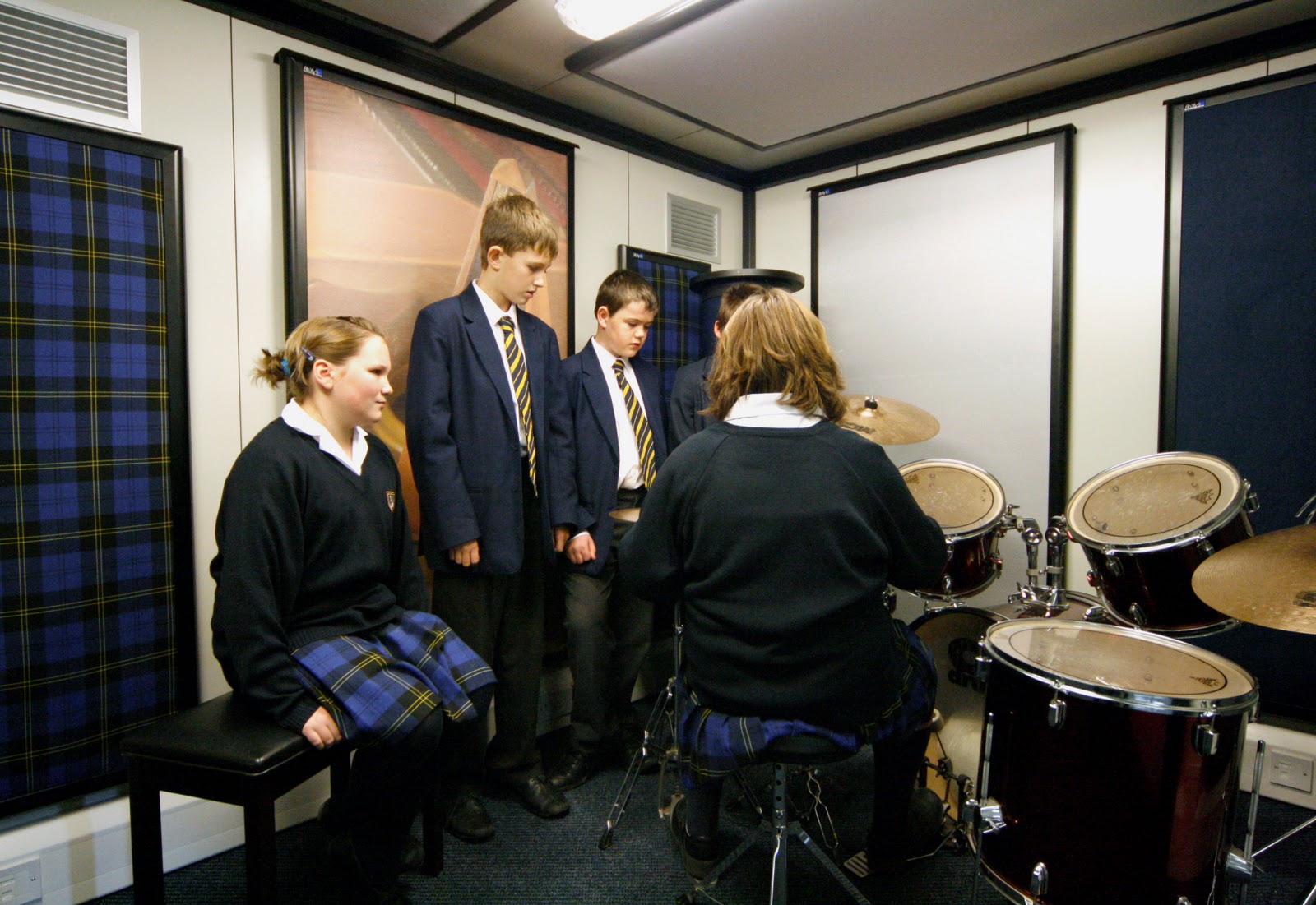 Amadeus Equipment & Acoustics