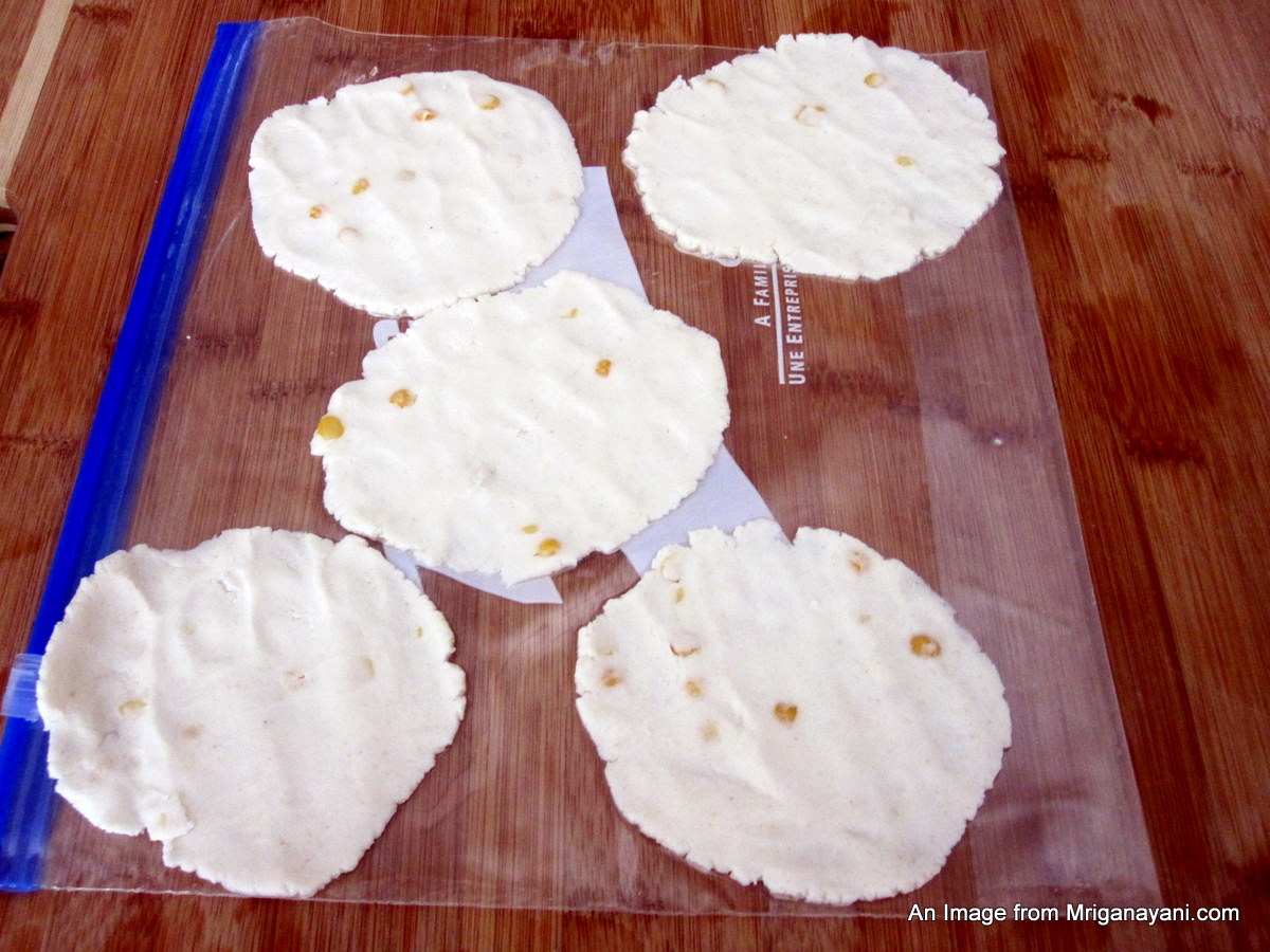 Love & Lentil: Thattai - Crispy Rice flour fritters