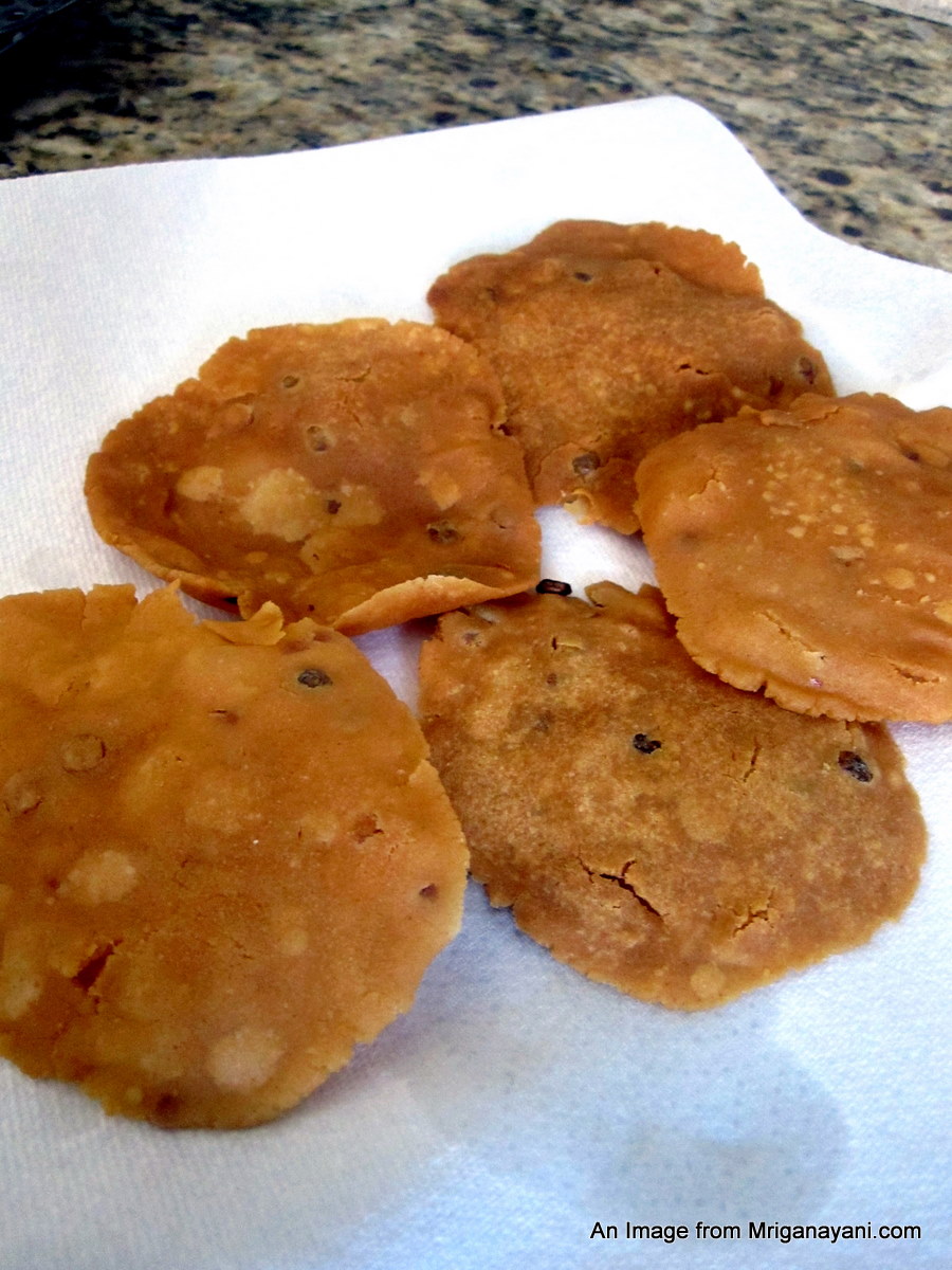 Love & Lentil: Thattai - Crispy Rice flour fritters