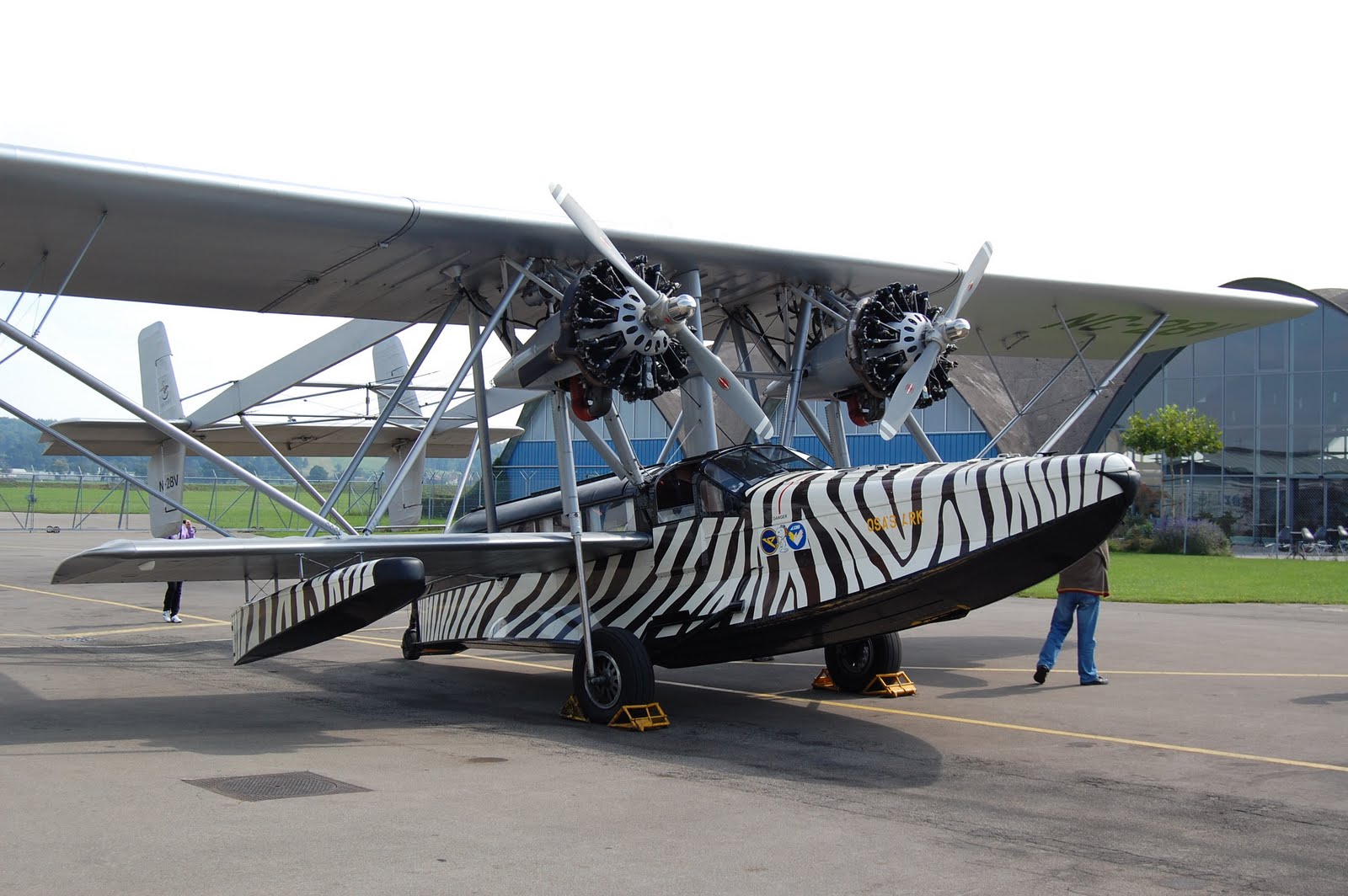 Flypictures: N-28V / Sikorsky S38B Replika / Private