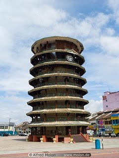 menara condong