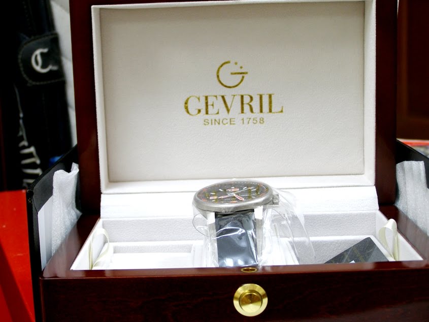 JACK'S TREASURE CHEST OF TIME PIECES: NEW IN BOX ~ GEVRIL GV2 STADIUM ...