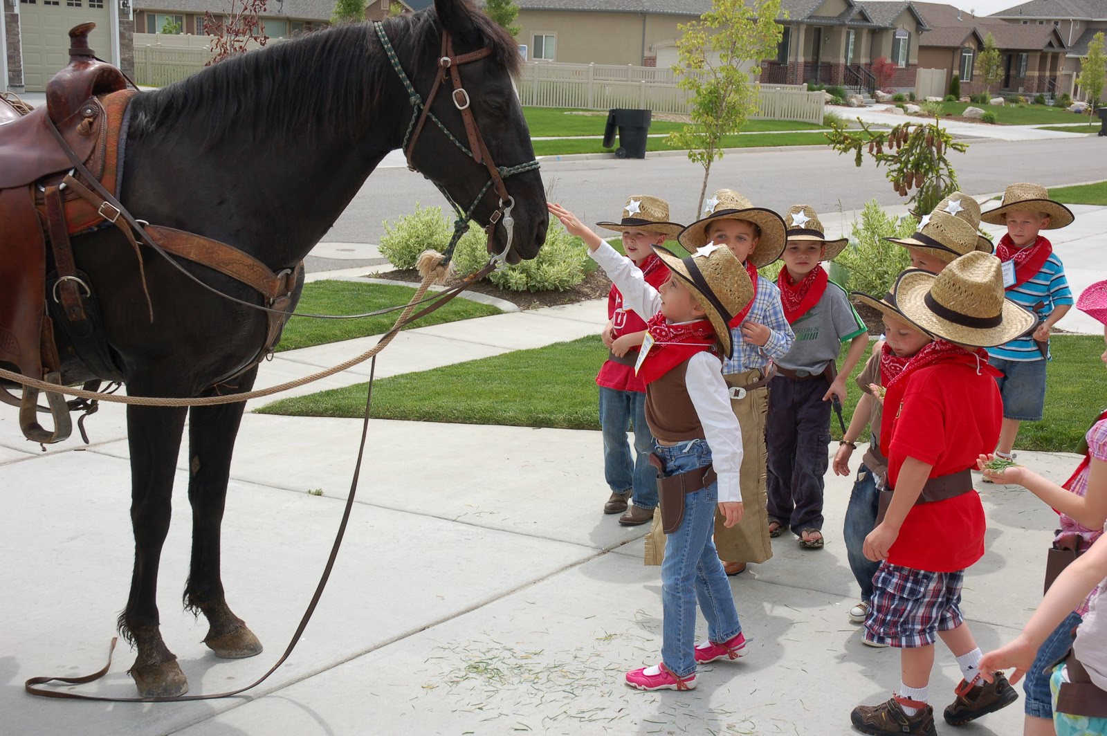 restlessrisa: Cowboy Party Games & Presents!