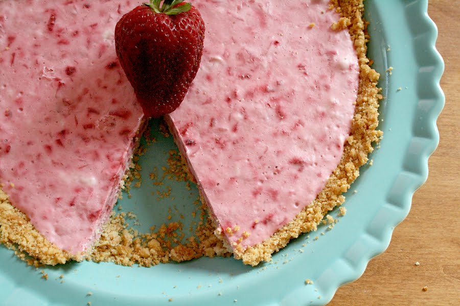 Love Your Mother: Frozen Strawberry Pie